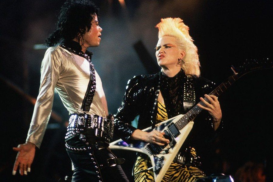 Jennifer Batten guitarrista de Michael Jackson dará un show en Panamá